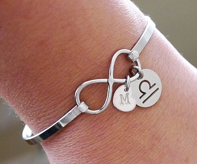 27 Dreamy Libra Gifts Guaranteed To Make Her Feel Like The Sensual ...