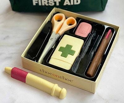 23 Absolutely Essential Gifts For Medical Students That Are Just What ...