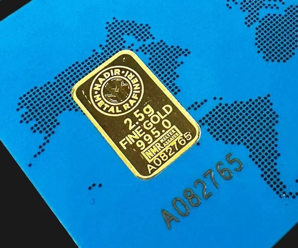 44 Remarkable Gold Gifts That Will Sophisticate And Elevate Your Style