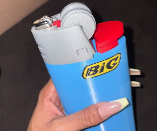 Giant Novelty Bic Lighter Container