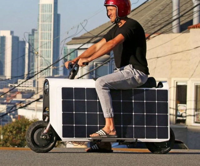 Lightfoot Solar-Powered Electric Scooter