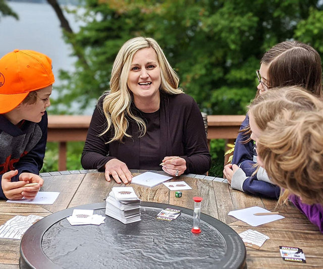 Artsy Fartsy Drawing Game For Kids