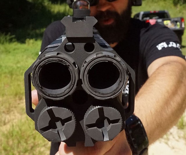 البندقية الأميركية DB12 | Arab Defense المنتدى العربي للدفاع والتسليح