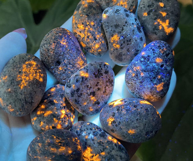 Glowing Yooperlite Stones