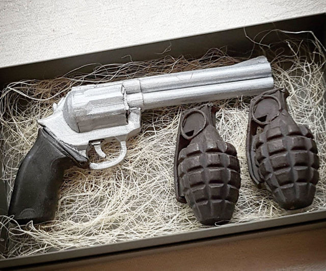 Gun & Grenades Soap Bars