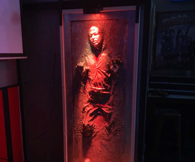Han Solo In Carbonite Statue