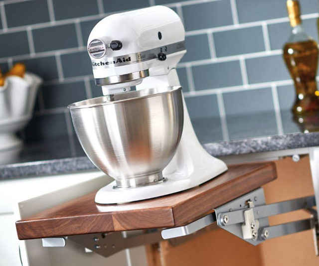 Heavy Duty Pull-Out Appliance Lift