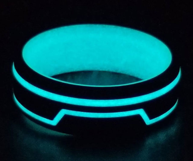 Light Cycle 2.0 Glowing Ring