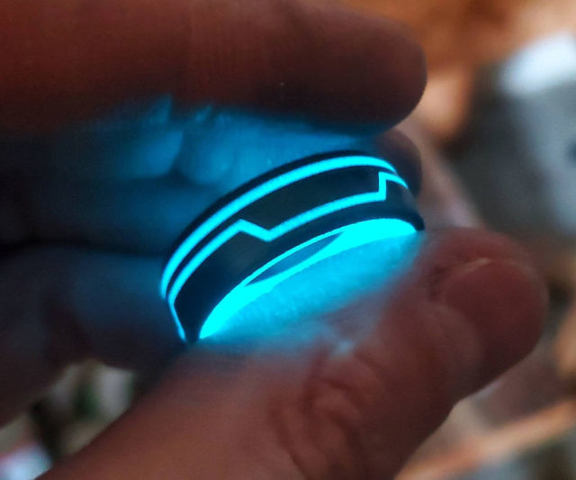 Light Cycle 2.0 Glowing Ring