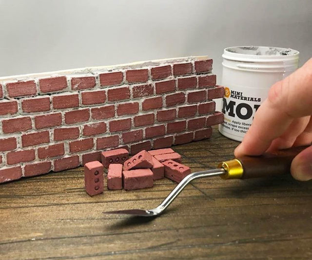 Mini Red Construction Bricks