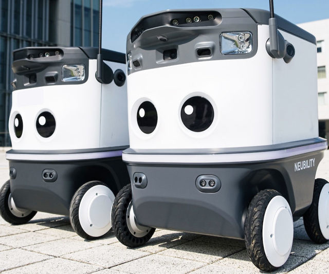 Neubie Autonomous Delivery Robot