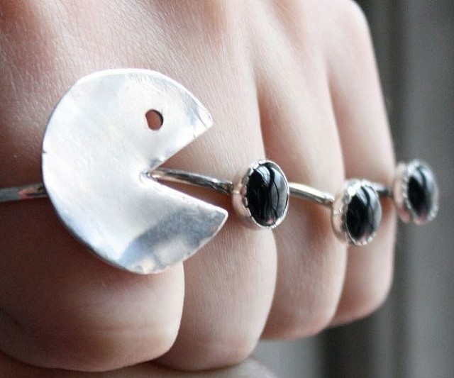 Pac-Man Hand Ring