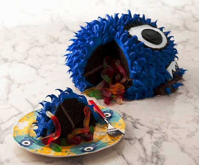 Pinata Cake Pan