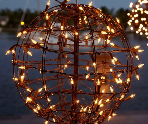 Metal Sphere In Sphere Light