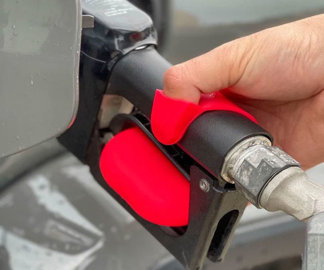 Pump Pal Fueling Glove