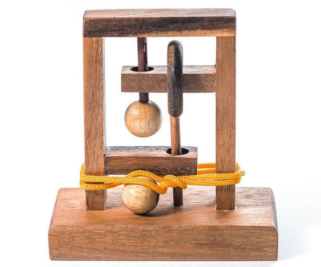 Trap String Brain Teaser