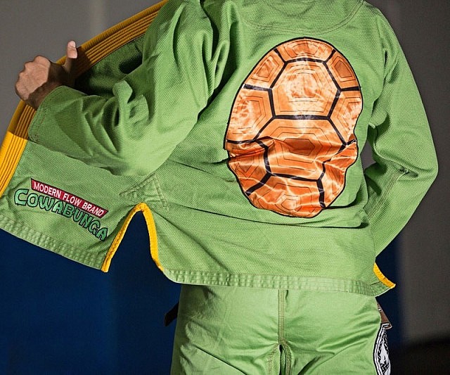 what’s the worst gi/rashguard you’ve ever seen? : r/bjj