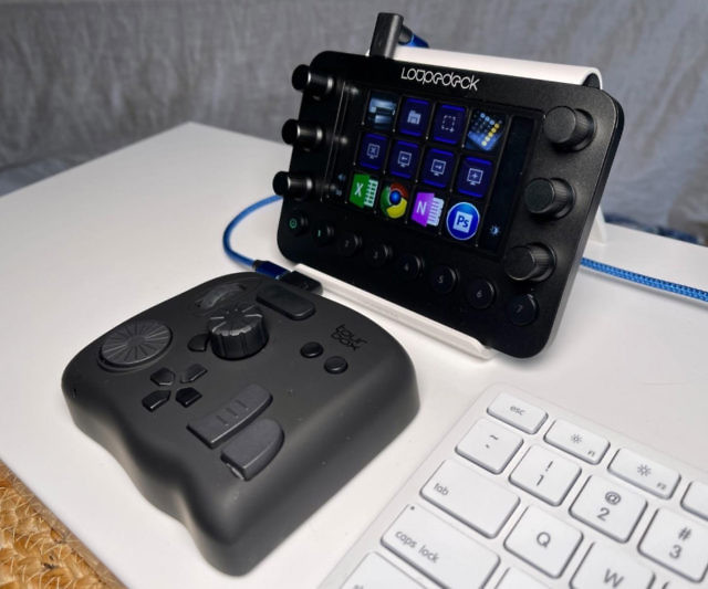 Graphics Tablet Console