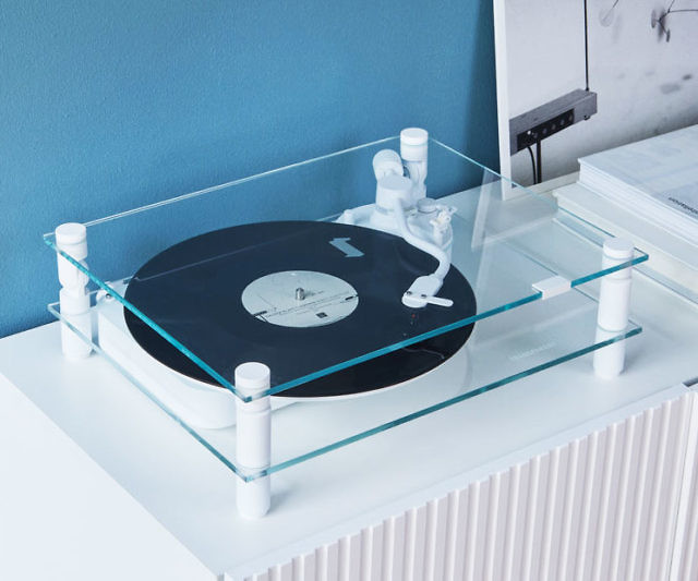 Transparent Bluetooth Turntable