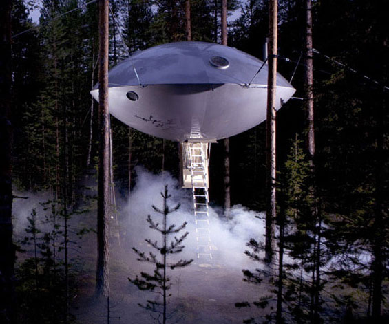UFO Treehouse Cabin
