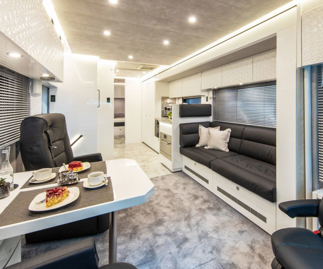 VARIO Perfect Ultra Luxury RV