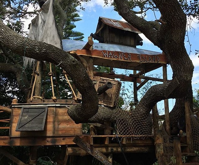 Wooden Ship Treehouse