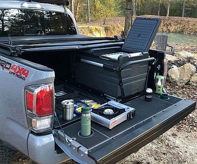 Pickup Tailgate Workbench