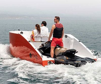 Vanquish VQ11 Jet Ski Yacht